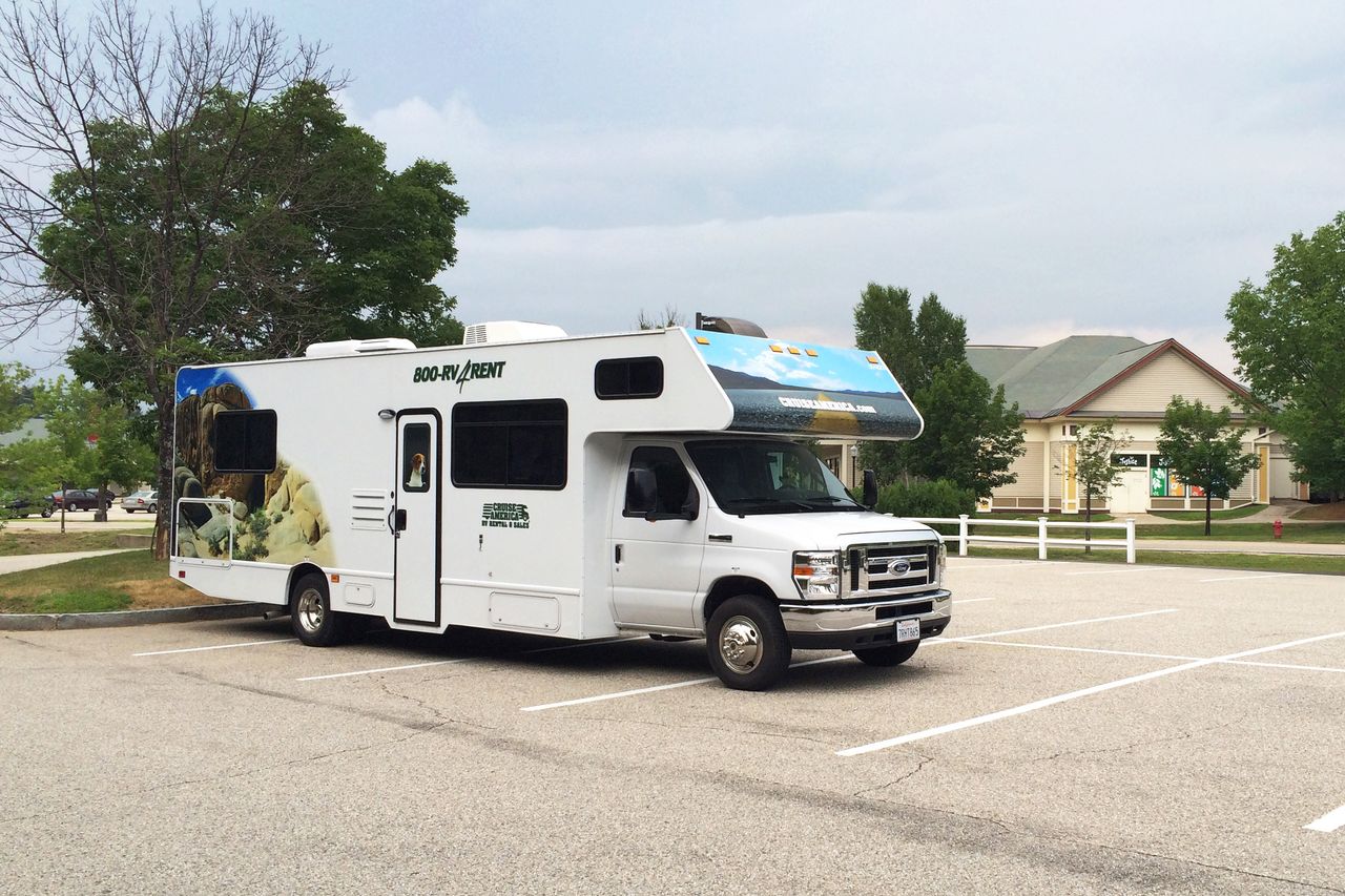 Wohnmobile USA, Cruise America: Motorhome C 30 | CANUSA