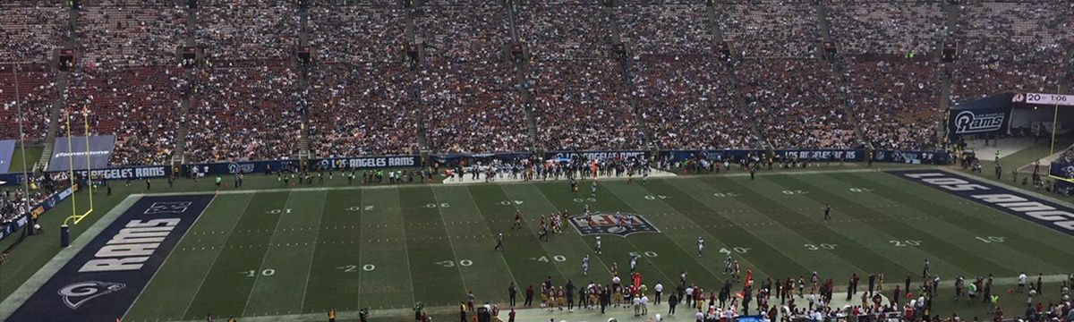 Football im Coliseum Los Angeles | CANUSA